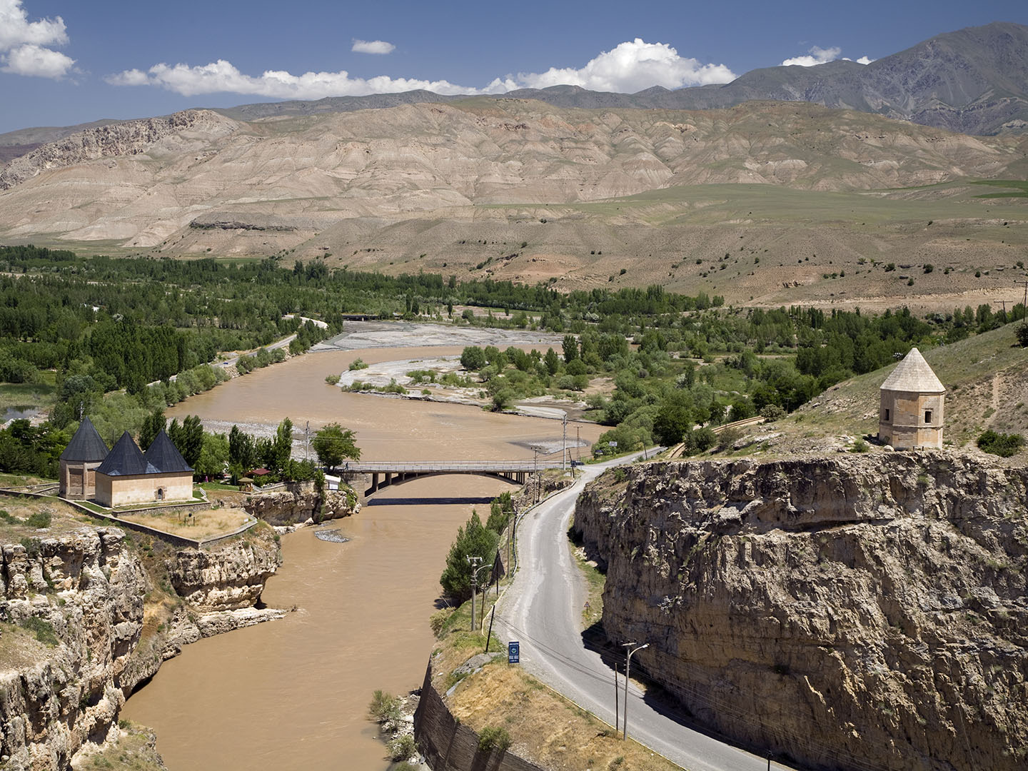 Erzincan City Guide - Motley Turkey