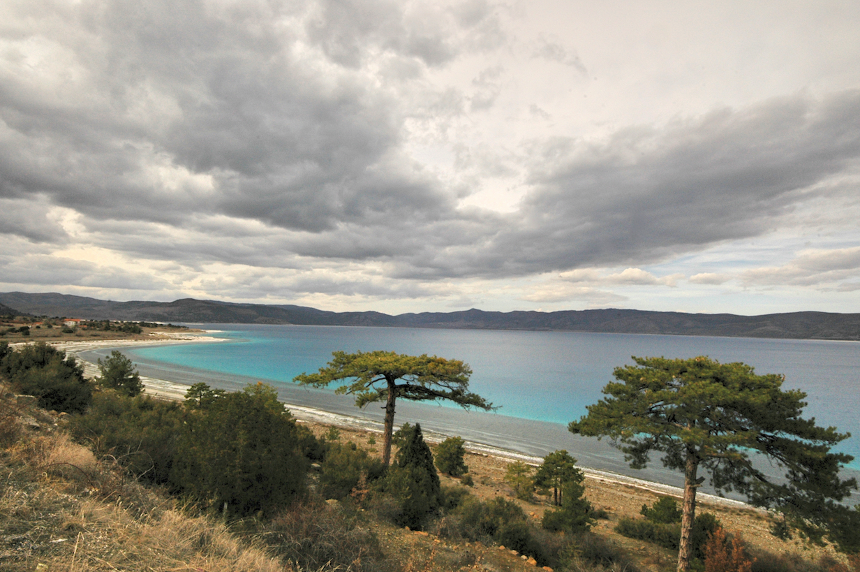 Salda Lake: Turkey’s Turquoise ‘Maldives’ Hidden in Burdur - Motley Turkey